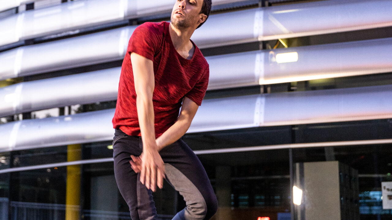 deine stadt / deine bühne - adrián castelló